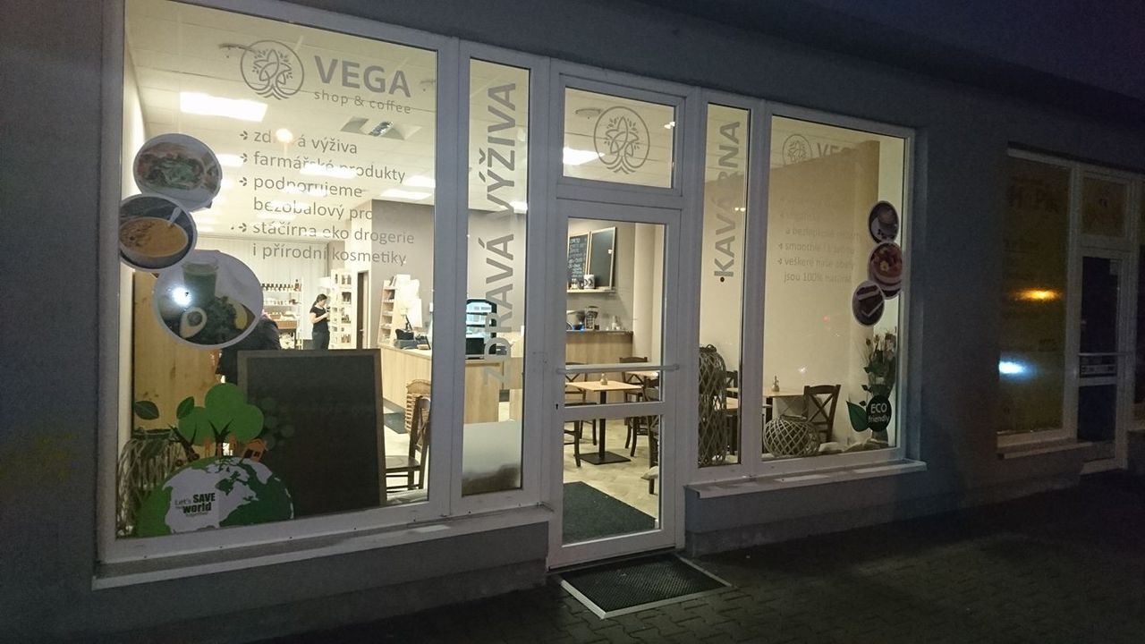 Vega shop & coffee :: Reduca.cz